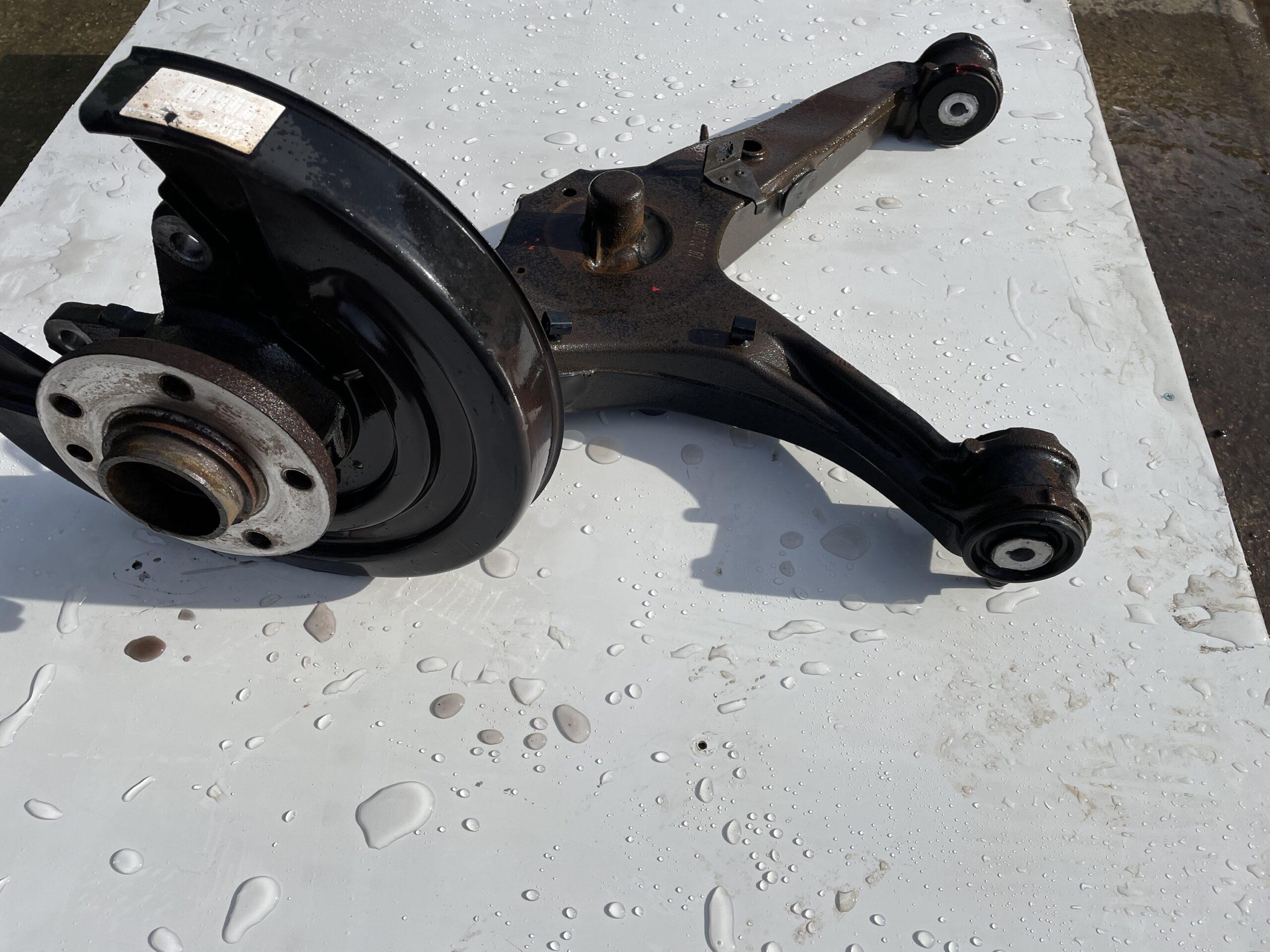 VW TRANSPORTER REAR RIGHT SUSPENSION ARM AND HUB – Transporter Heaven
